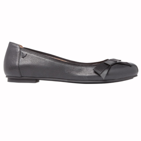 Vionic | Shoes | Vionic Black Ballet Flat | Poshmark